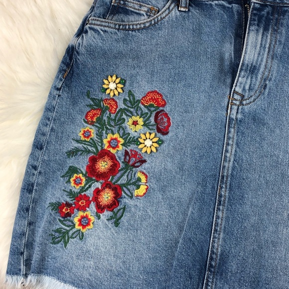 Zara | Skirts | Zara Basic Denim Skirt Small | Poshmark